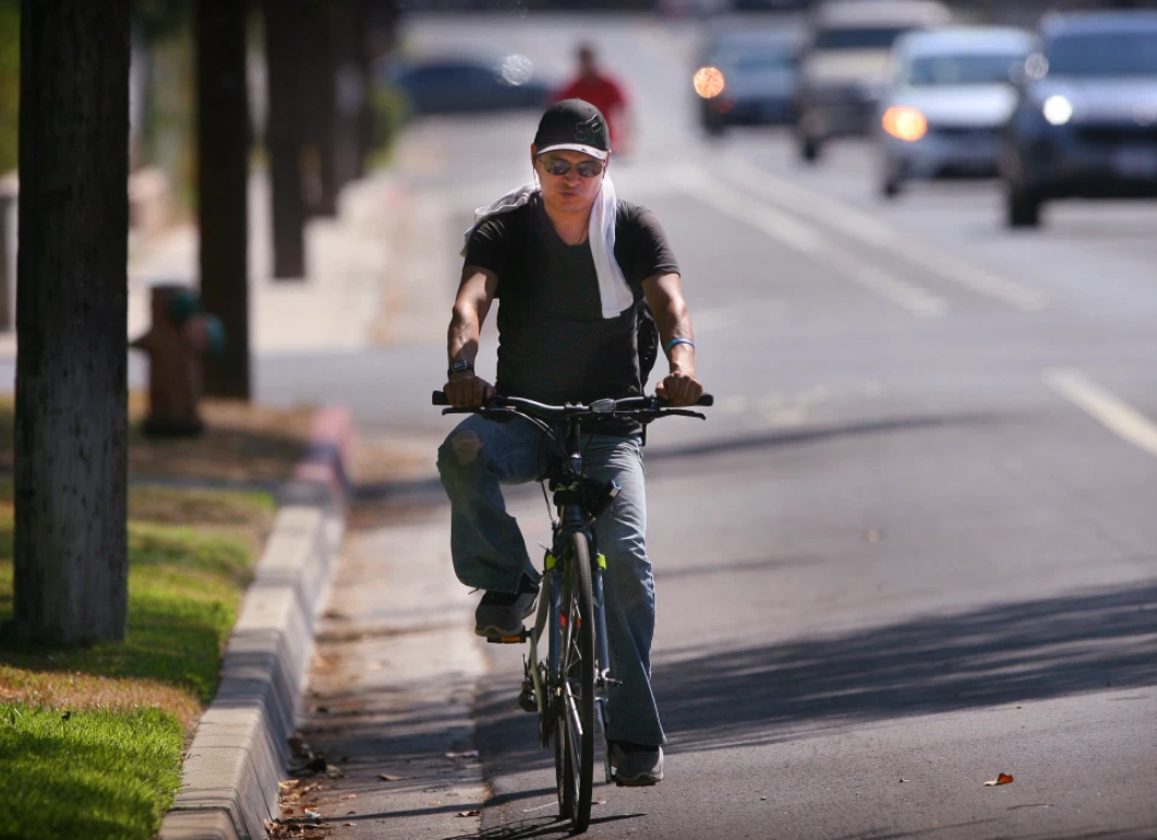 Tips For Riding In Traffic – EZ Ride | New Jersey Shuttle Transportation